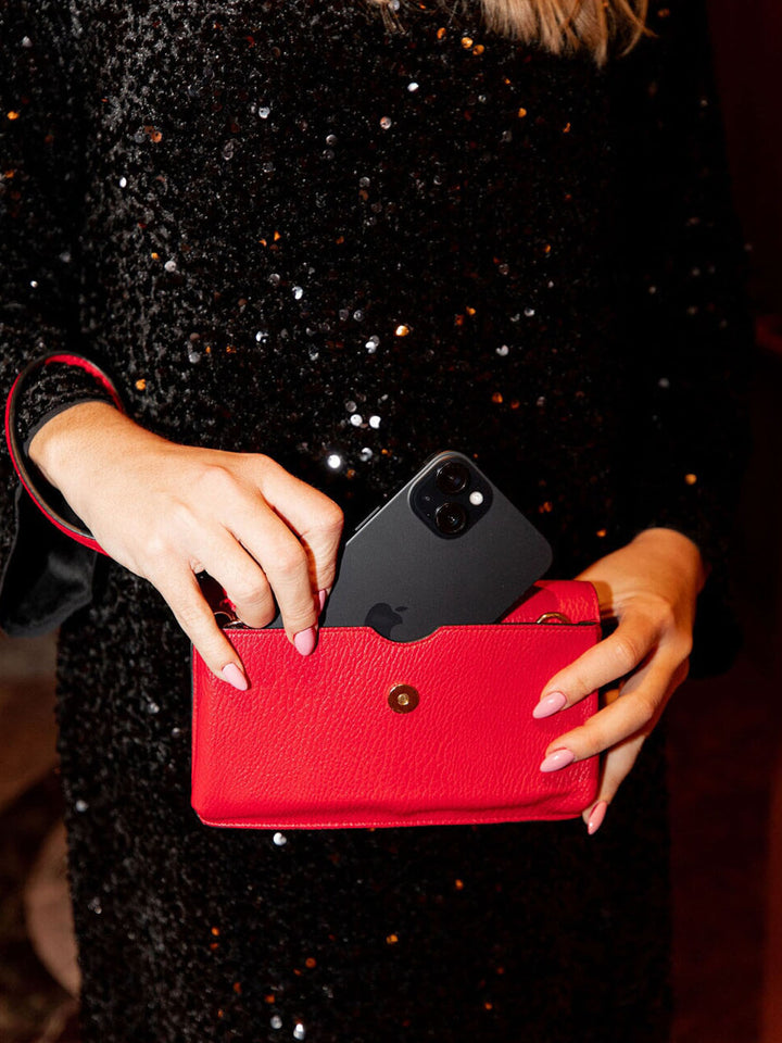 On The Town Red – www.poppyandpeonies-us.com